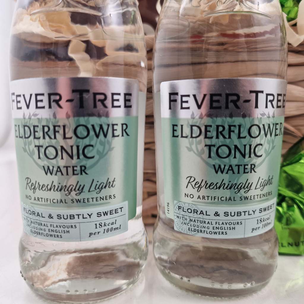 Tanqueray No. 10 Hamper | Buy Online for £120.00